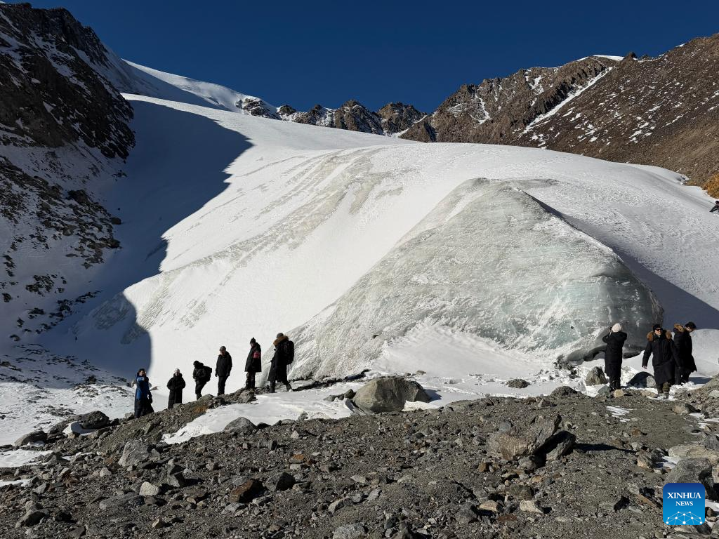 Letter From China: Tech-savvy young Chinese striving to protect glaciers